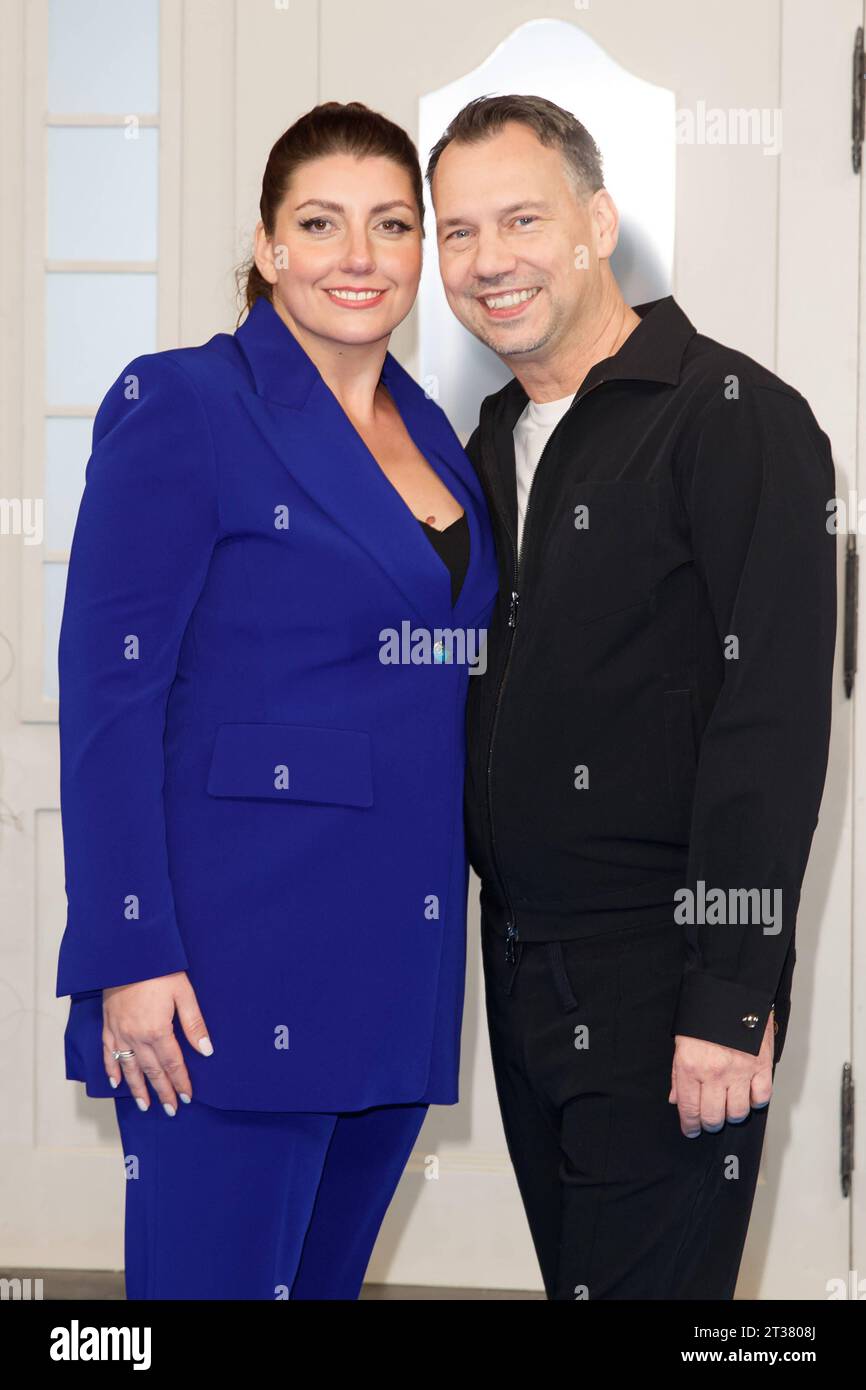 Premiere - Amazon Prime Die Therapie Sebastian Fitzek mit Ehefrau Linda ...