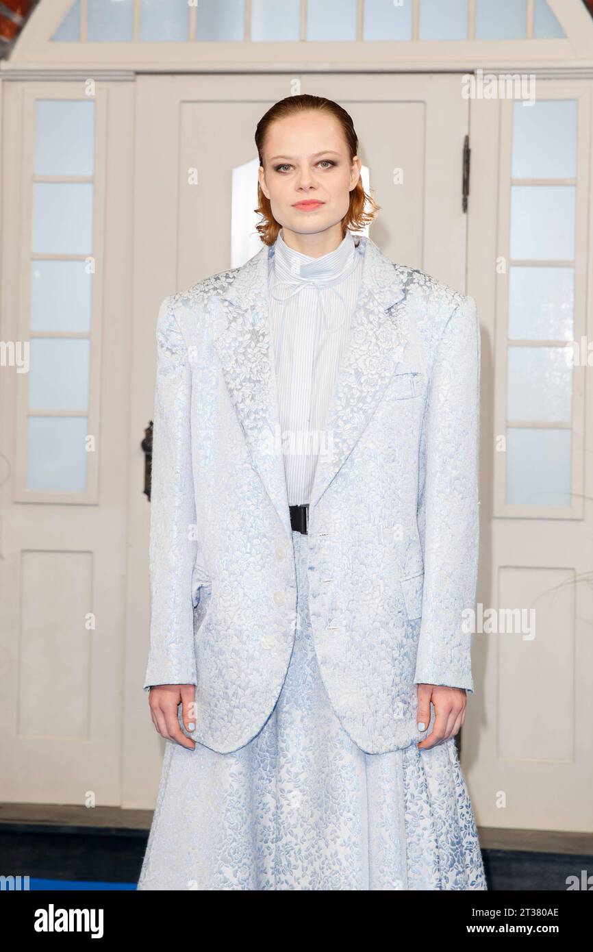 Emma bading hi-res stock photography and images - Alamy