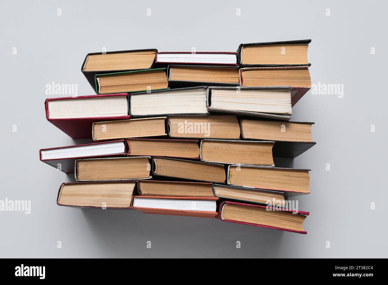 Stacked books top view hi-res stock photography and images - Alamy