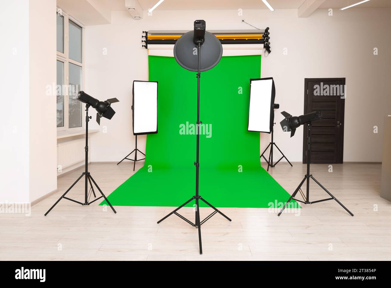 Chroma key compositing. Green backdrop and equipment in studio Stock ...