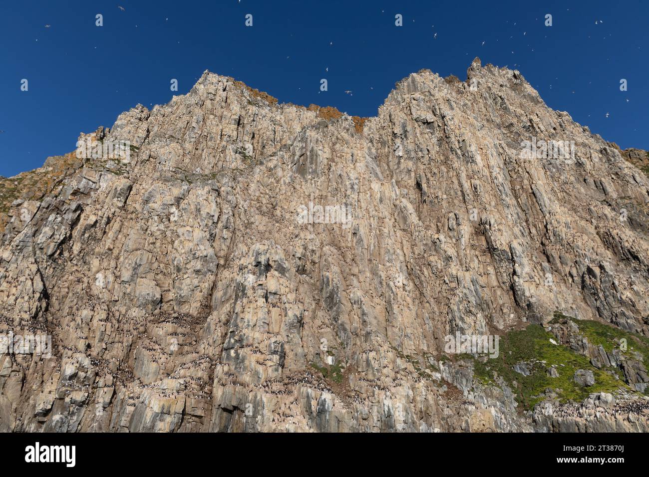Canada cliff granite wall hi-res stock photography and images - Alamy