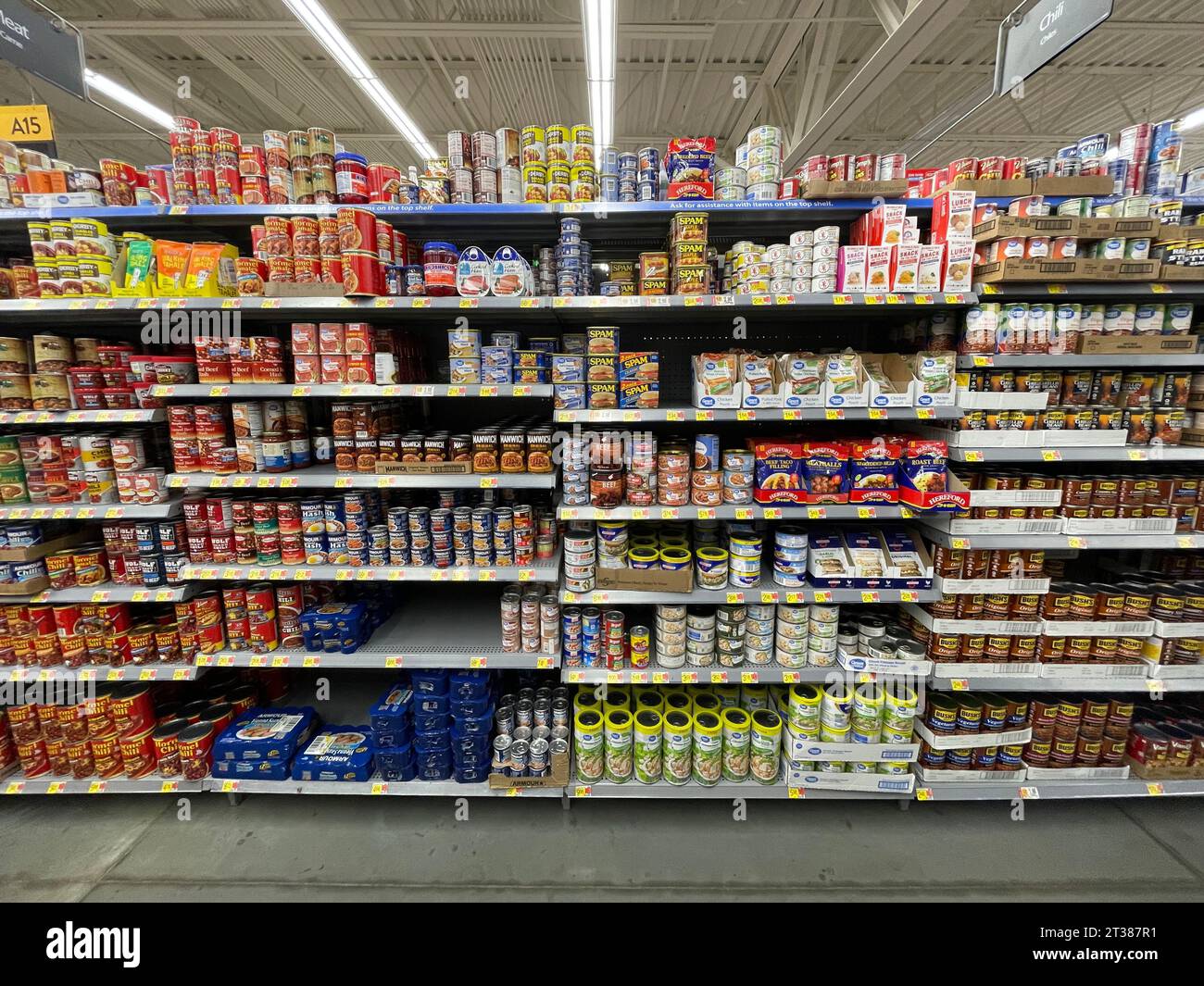 Canned meats hi-res stock photography and images - Alamy