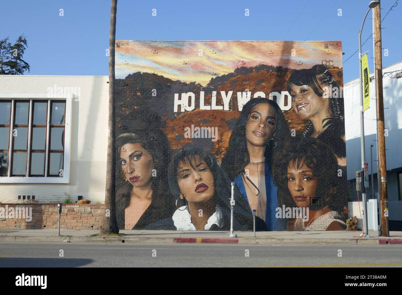 Los Angeles, California, USA 23rd October 2023 Singers Amy Winehouse ...