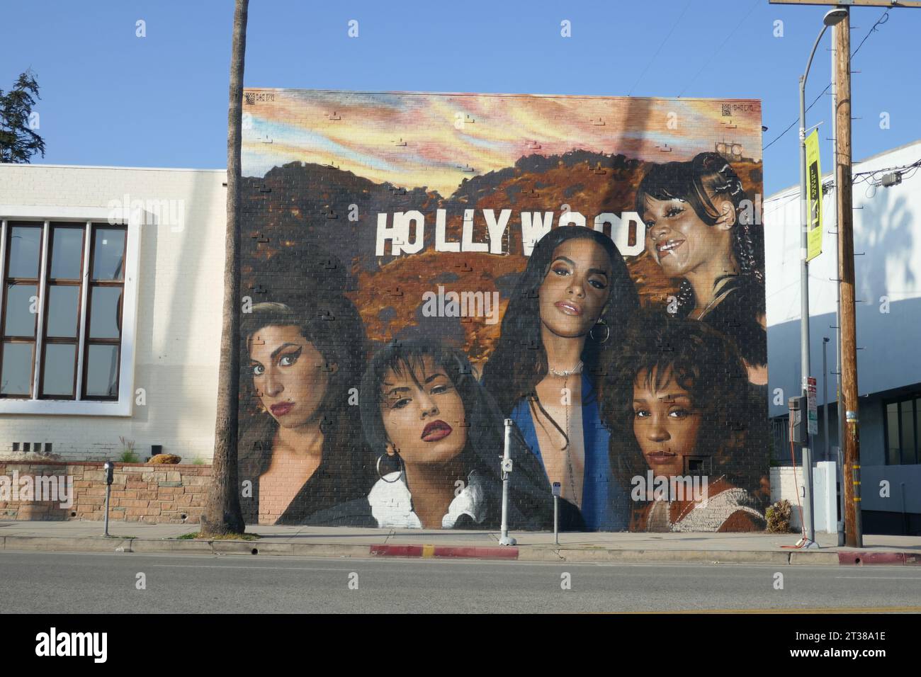 Los Angeles, California, USA 23rd October 2023 Singers Amy Winehouse ...