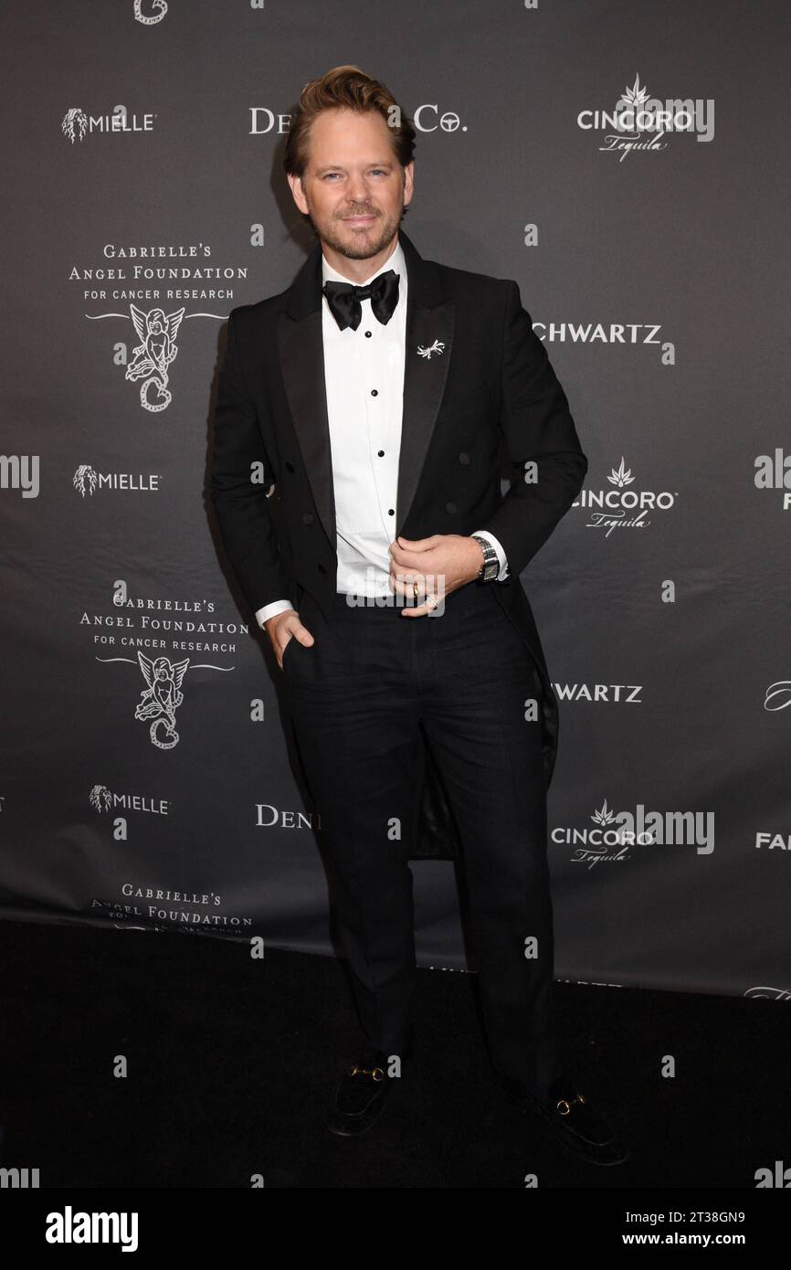 NEW YORK, NY - OCTOBER 23: Thomas Pierce at Gabrielle s Angel ...