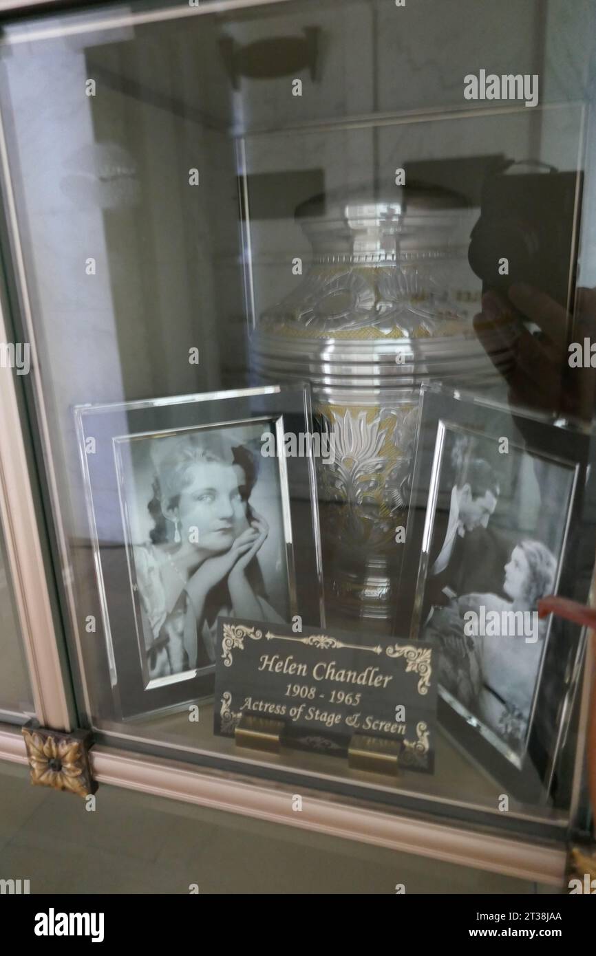 Los Angeles, California, USA 21st October 2023 Actress Helen Chandler Grave in Cathedral ...