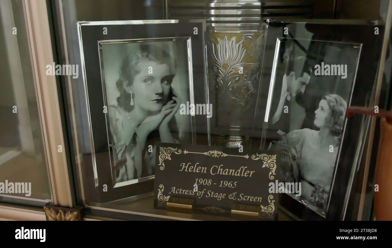 Los Angeles, California, USA 21st October 2023 Actress Helen Chandler Grave in Cathedral ...