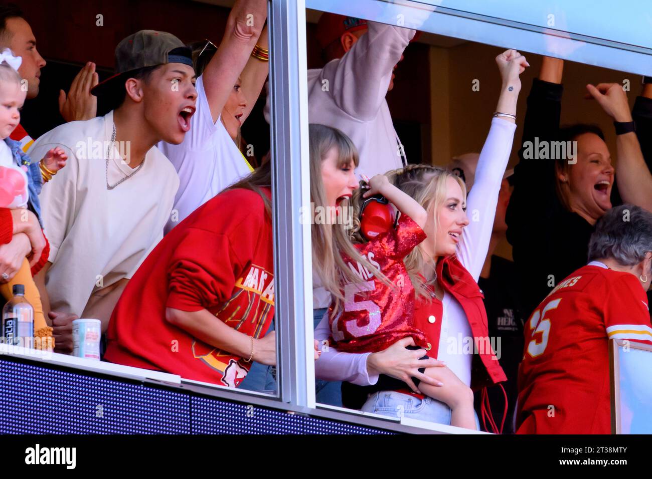 From left, Jackson Mahomes, Taylor Swift and Brittany Mahomes cheer a ...