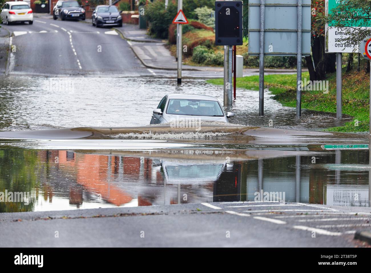 21st October Storm Babet flooding onStation Road in Allerton Bywater ...