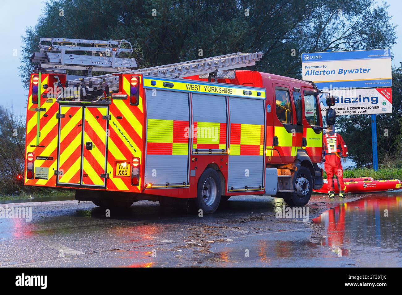 21st October Storm Babet flooding in Allerton Bywater,West Yorkshire,UK ...