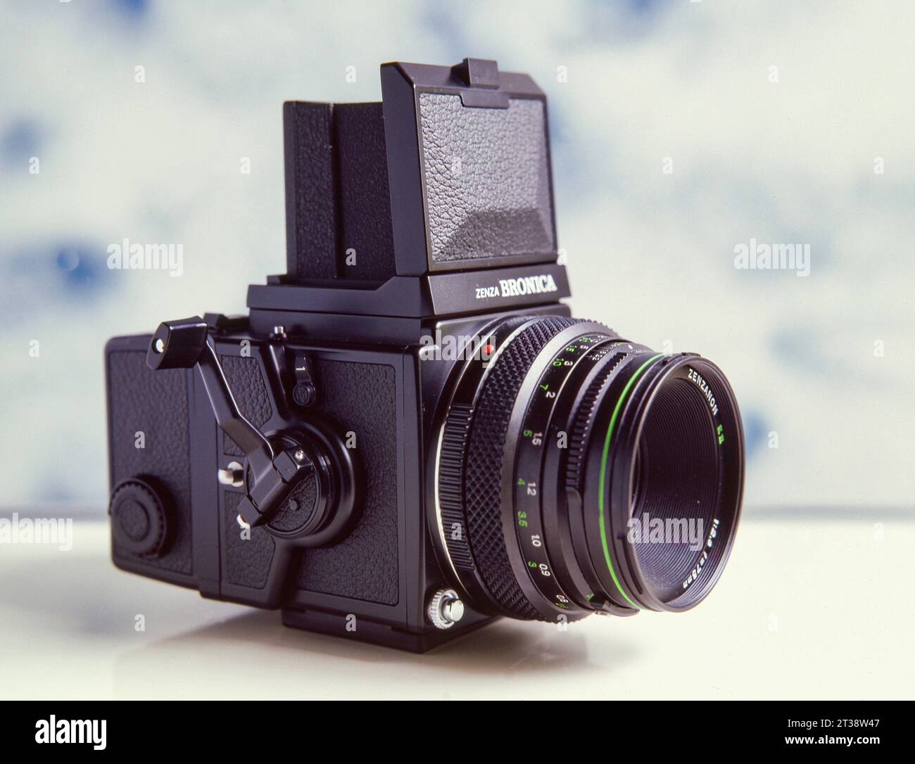 Medium Format Camera Stock Photo - Alamy