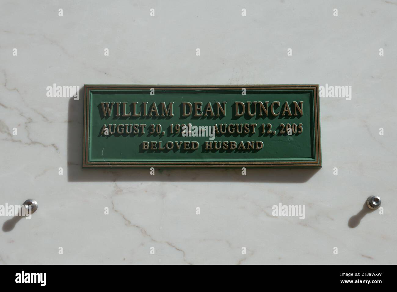 Los Angeles, California, USA 20th October 2023 Warren Dean Duncan Grave ...