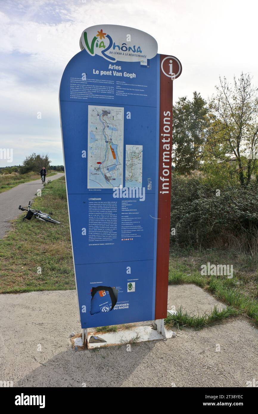 Cycling on VIA RHONA from ARLES to MAS THIBERT Stock Photo - Alamy