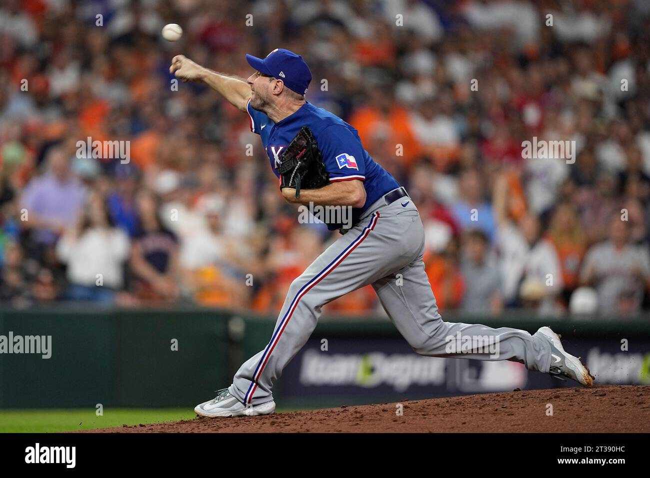 Texas Rangers starter Max Scherzer throws during the first inning of ...