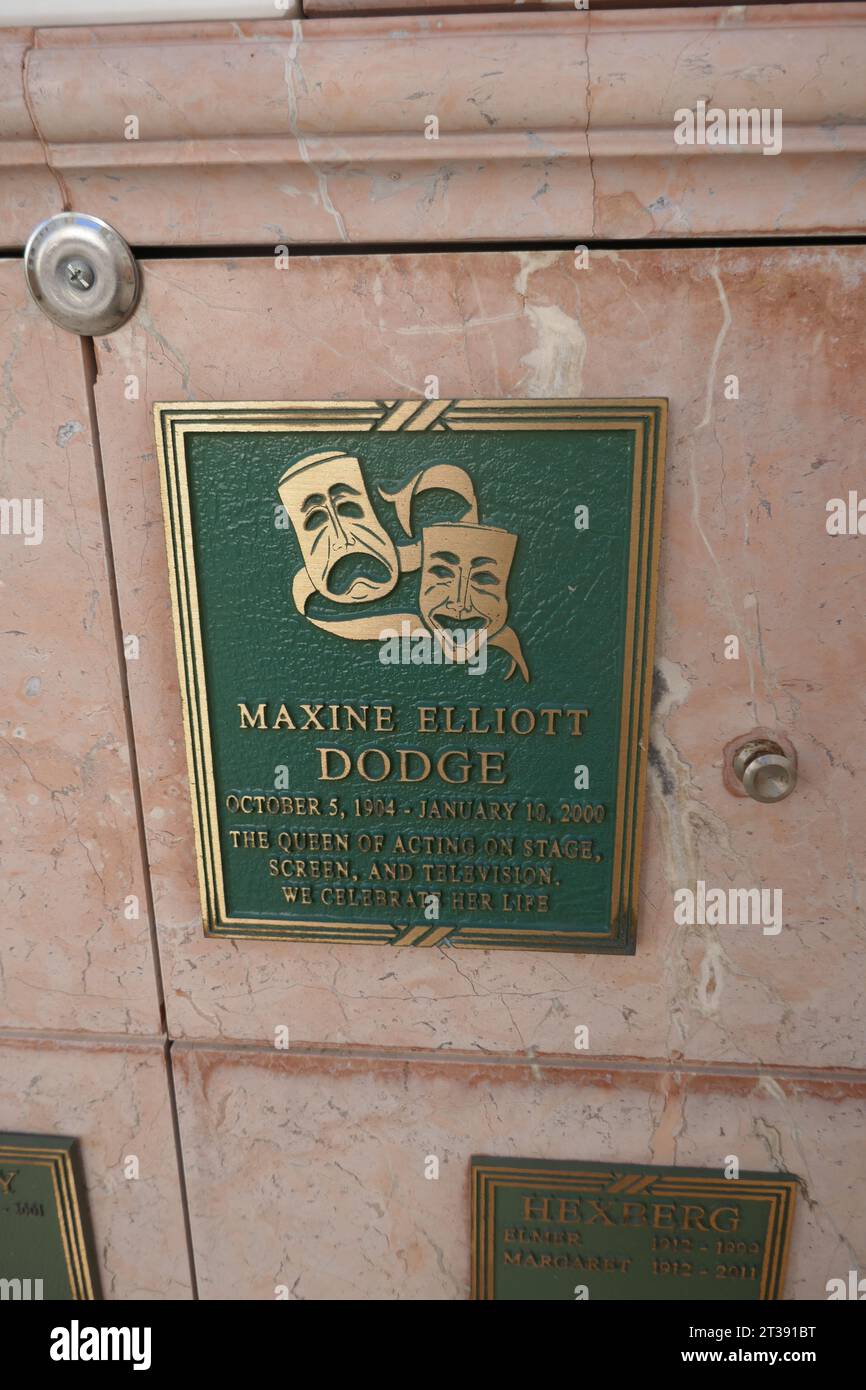 Los Angeles, California, USA 20th October 2023 Actress Maxine Elliott ...