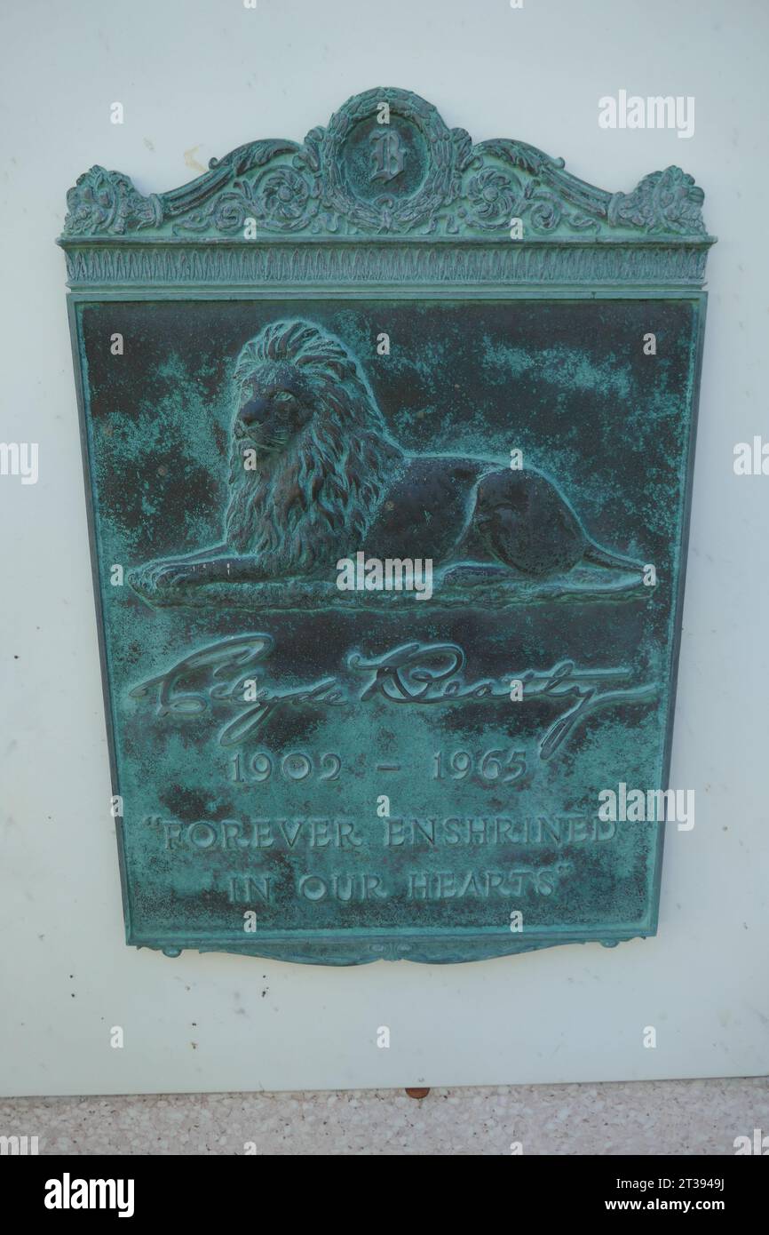 Los Angeles, California, USA 20th October 2023 Wild Animal Trainer ...