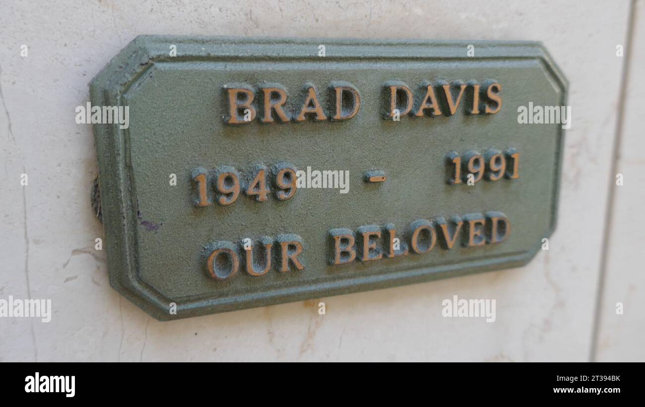 Los Angeles, California, USA 20th October 2023 Actor Brad Davis Grave ...