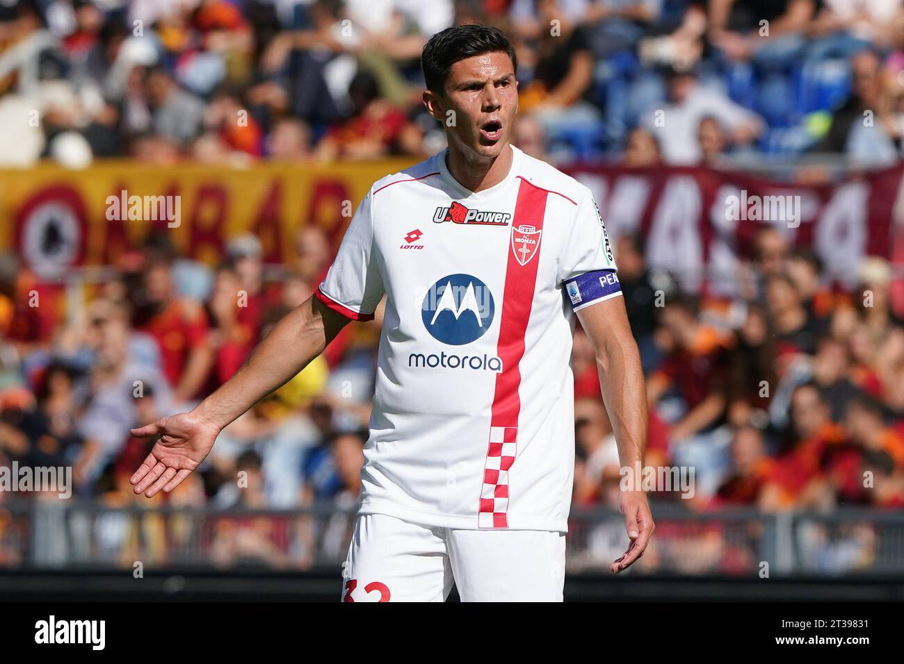 Matteo Pessina of AC Monza yells during the Serie A Tim match between ...