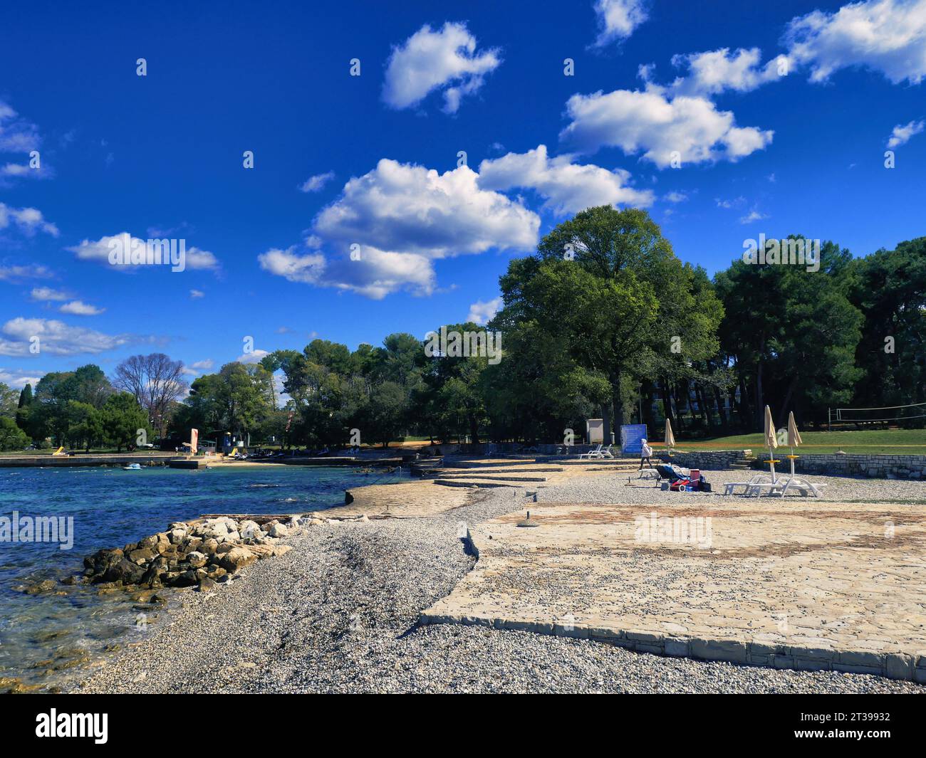 Beatiful Beach in Porec, Croatia (Blue sky Stock Photo - Alamy