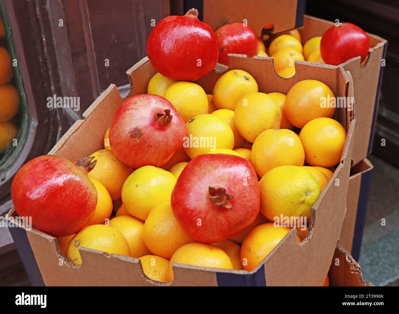 Cardboard box colorful market hi-res stock photography and images - Alamy