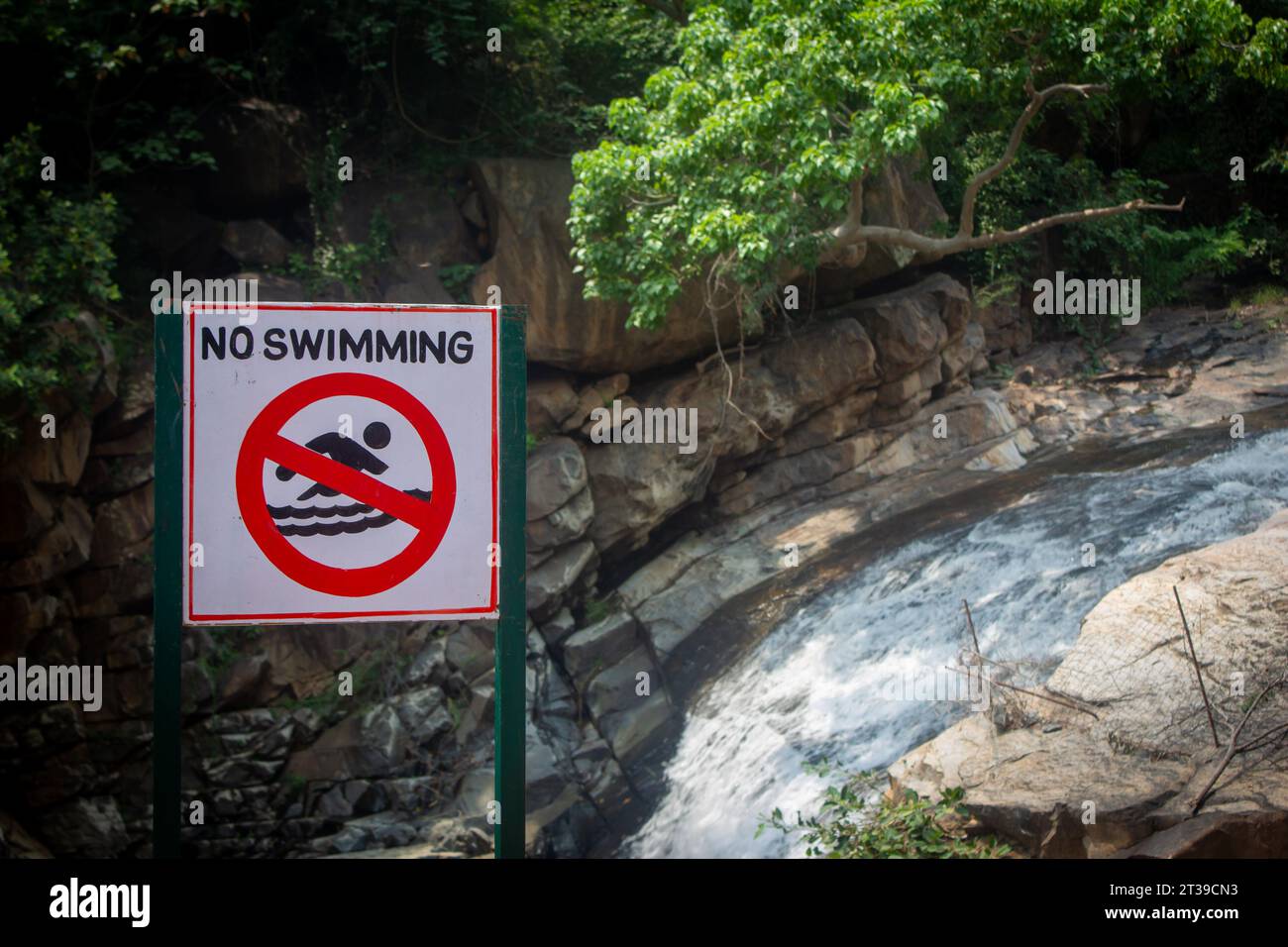 Muttal falls hi-res stock photography and images - Alamy