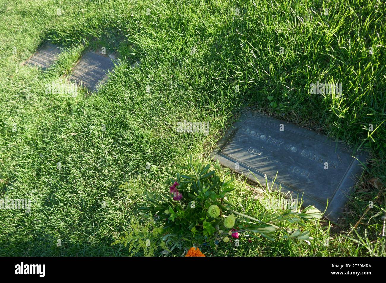 Bob barker grave hi-res stock photography and images - Alamy