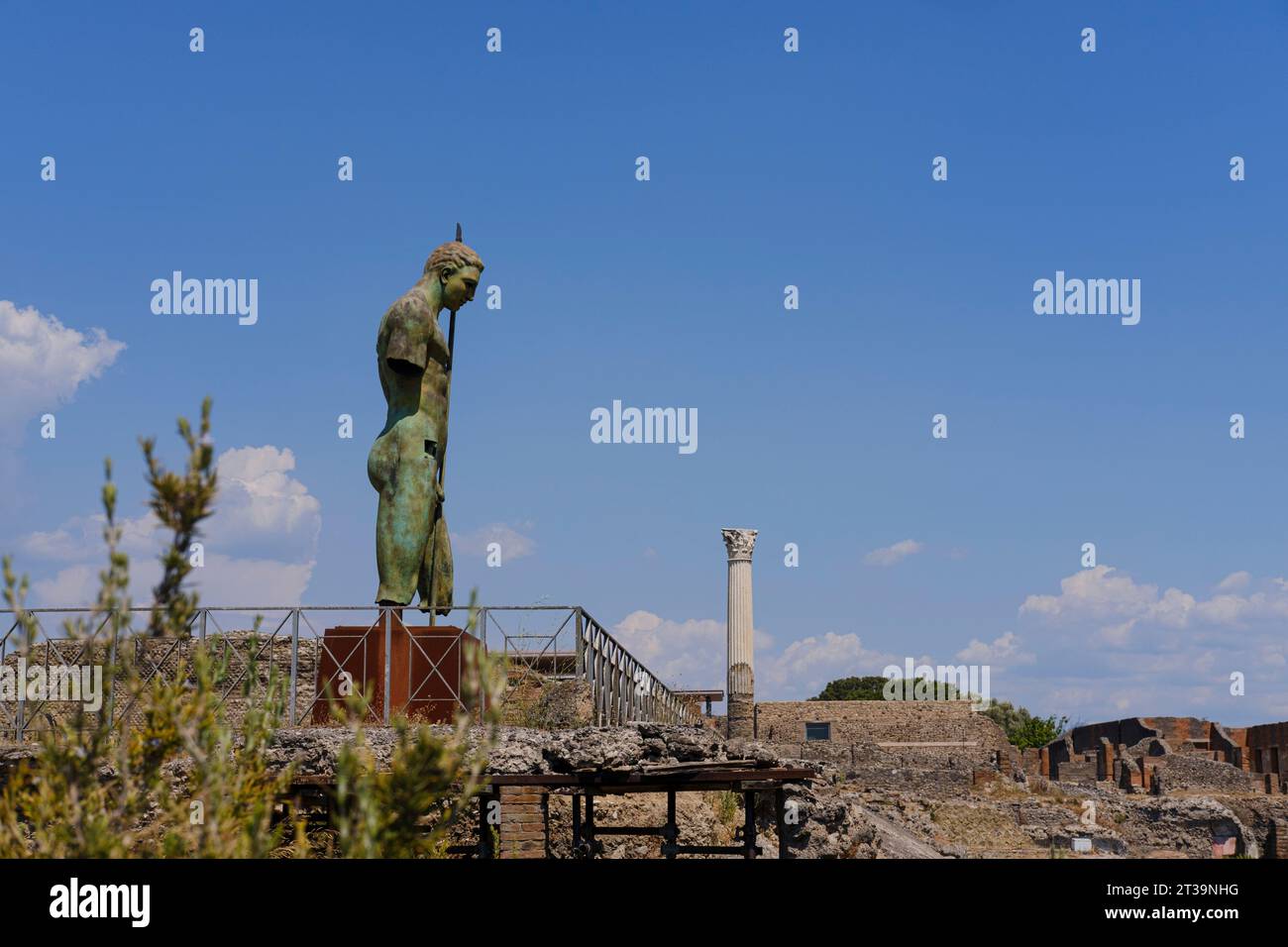 Pompeii, Italy - 03 August 2022 : Daedalus statue Stock Photo - Alamy