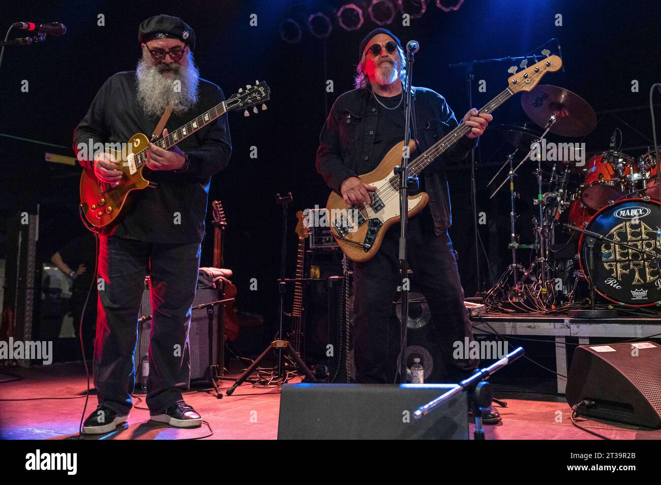 John Paulus und Rick Reed von Canned Heat live im Musikzentrum ...