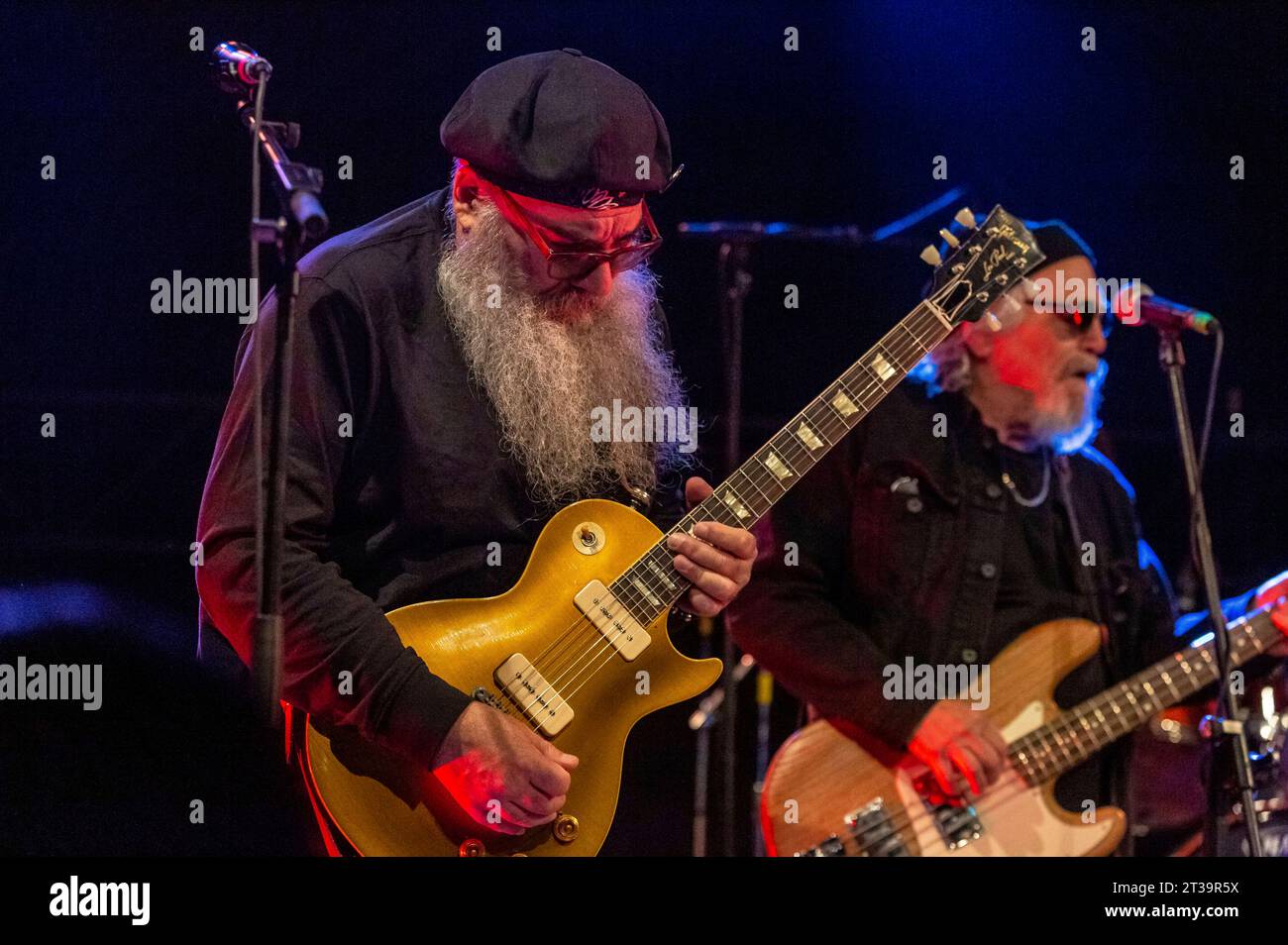 John Paulus und Rick Reed von Canned Heat live im Musikzentrum ...