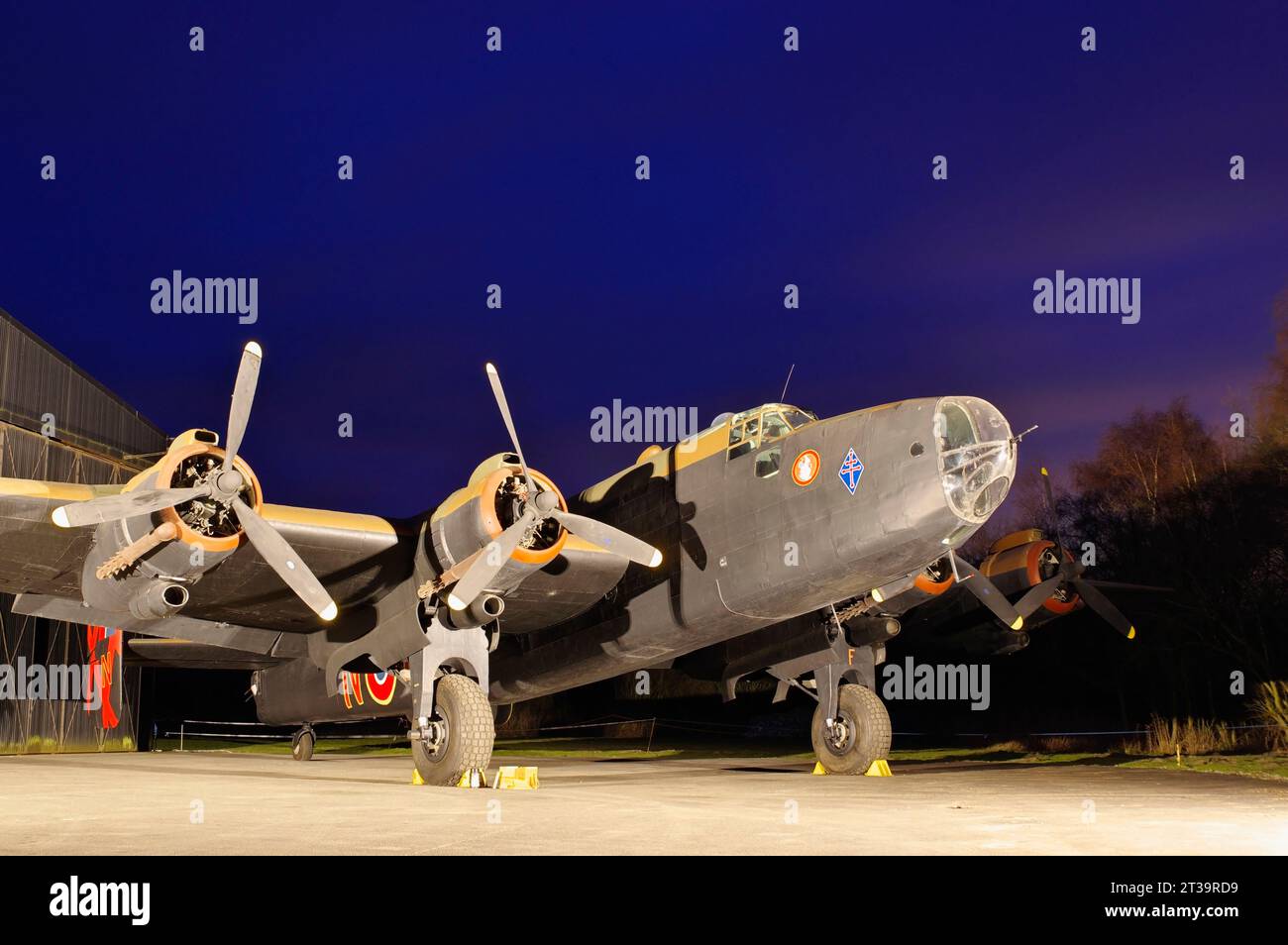 Handley Page, Halifax, Friday 13th, Replica, Yorkshire Air Museum ...