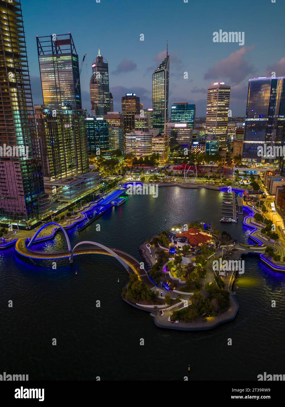 Vertical shot sunset above hi-res stock photography and images - Alamy