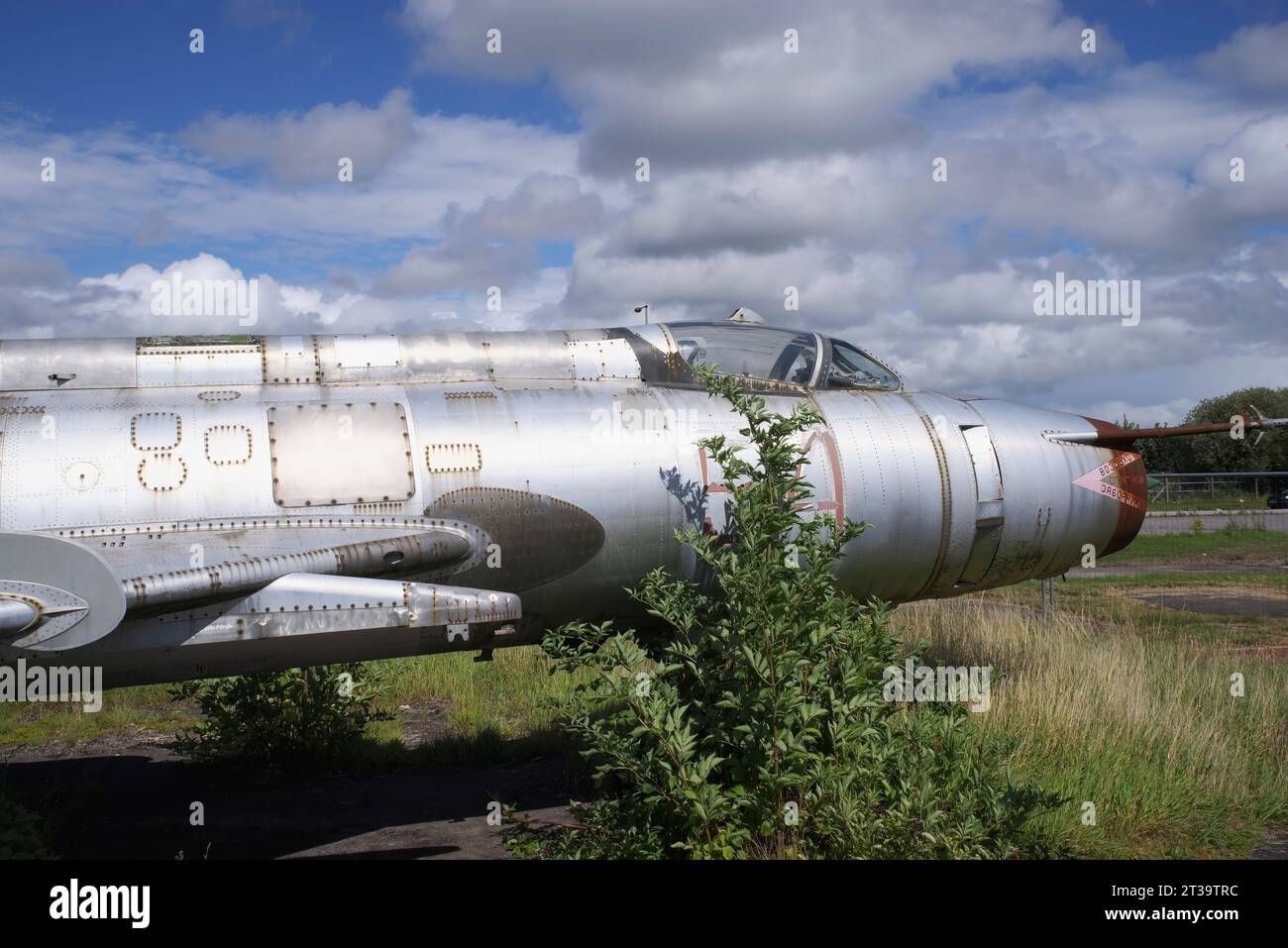 Sukhoi su 17 hi-res stock photography and images - Alamy
