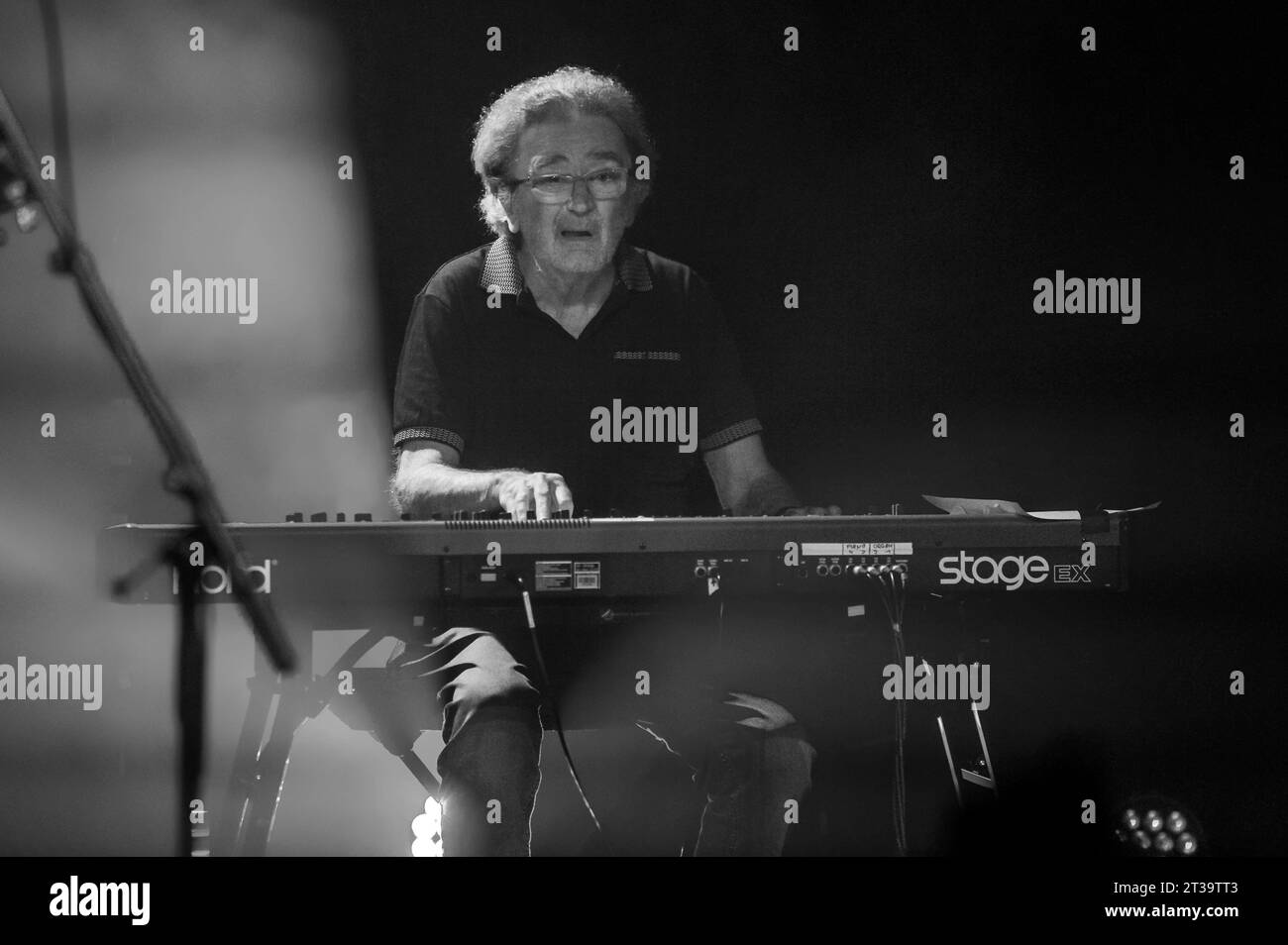 Chick Churchill von Ten Years After live im Musikzentrum. Hannover, 19. ...