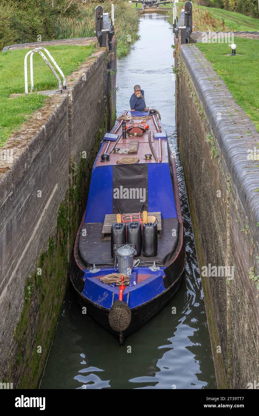 Locks on the Northampton arm of the River Nene, 17 Locks heading down ...