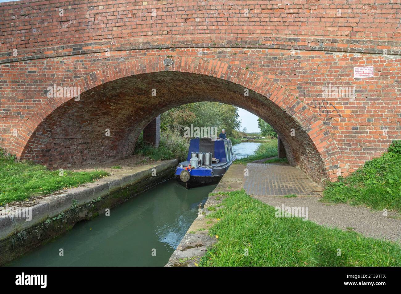 Locks on the Northampton arm of the River Nene, 17 Locks heading down ...