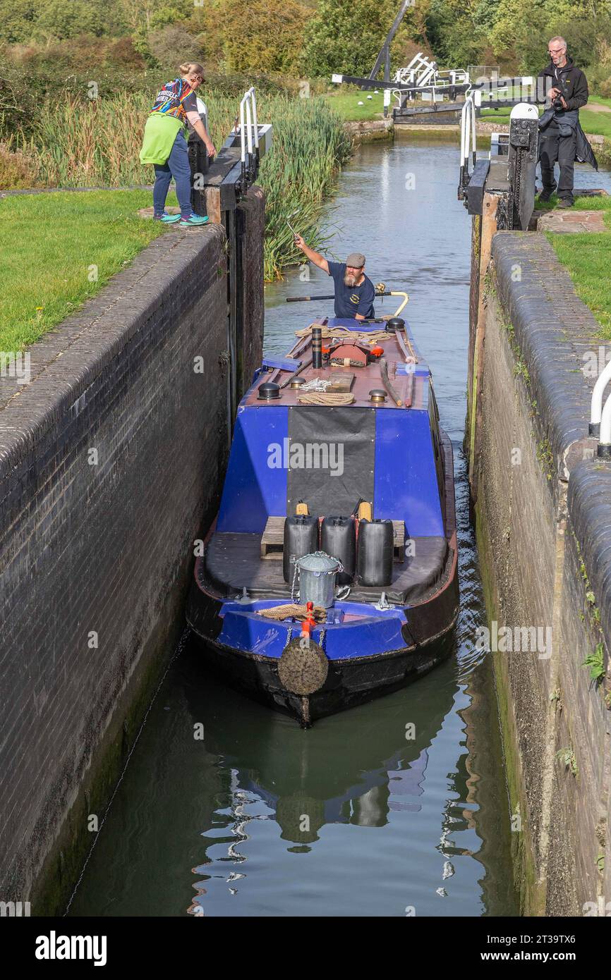 Locks on the Northampton arm of the River Nene, 17 Locks heading down ...