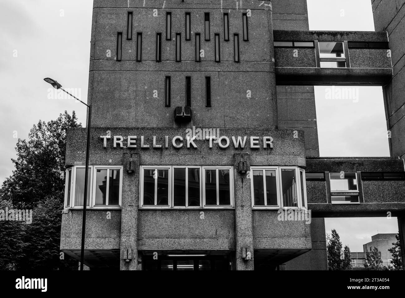 Trellick Tower, a Grade II* listed tower block in North Kensington ...