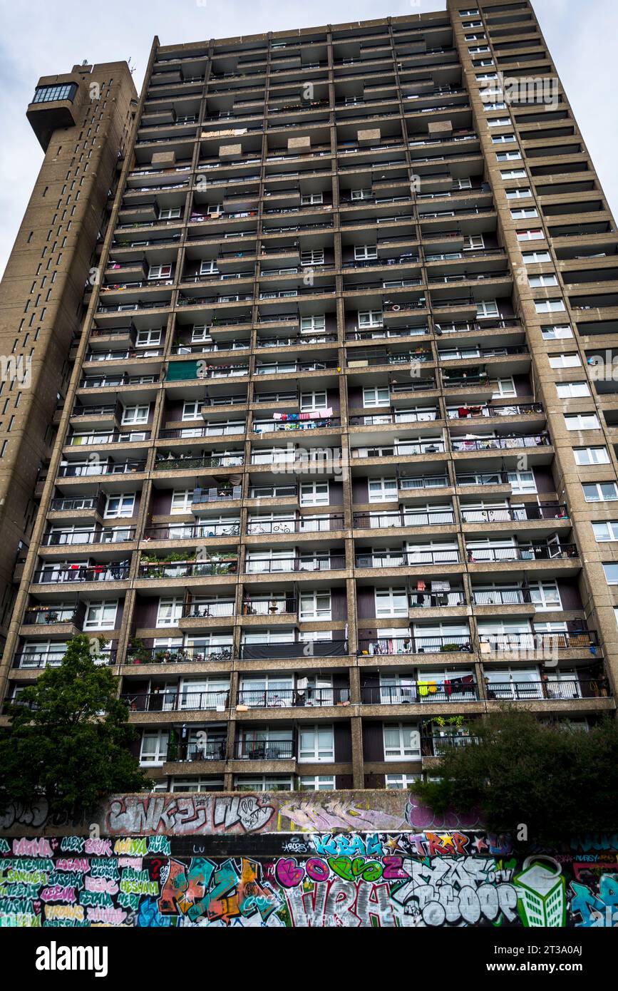 Trellick Tower, a Grade II* listed tower block in North Kensington ...