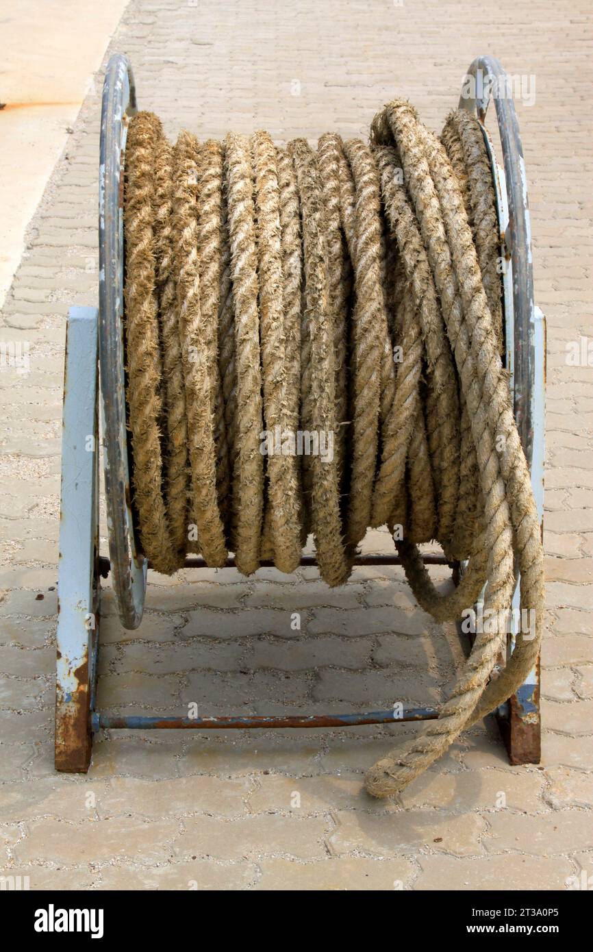 Coir rope traditional hi-res stock photography and images - Alamy