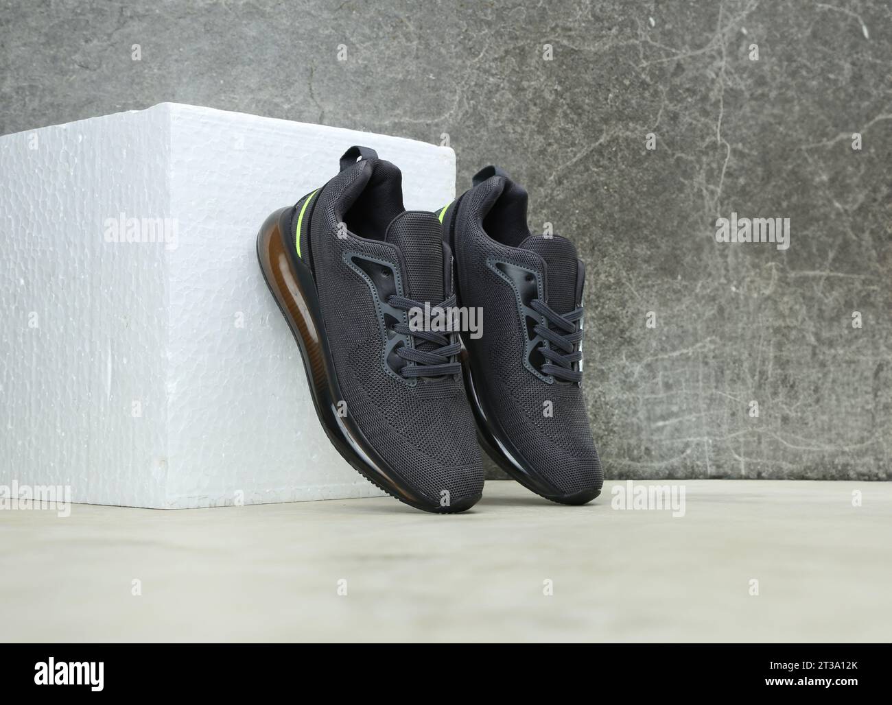 Shoes banner hi-res stock photography and images - Alamy