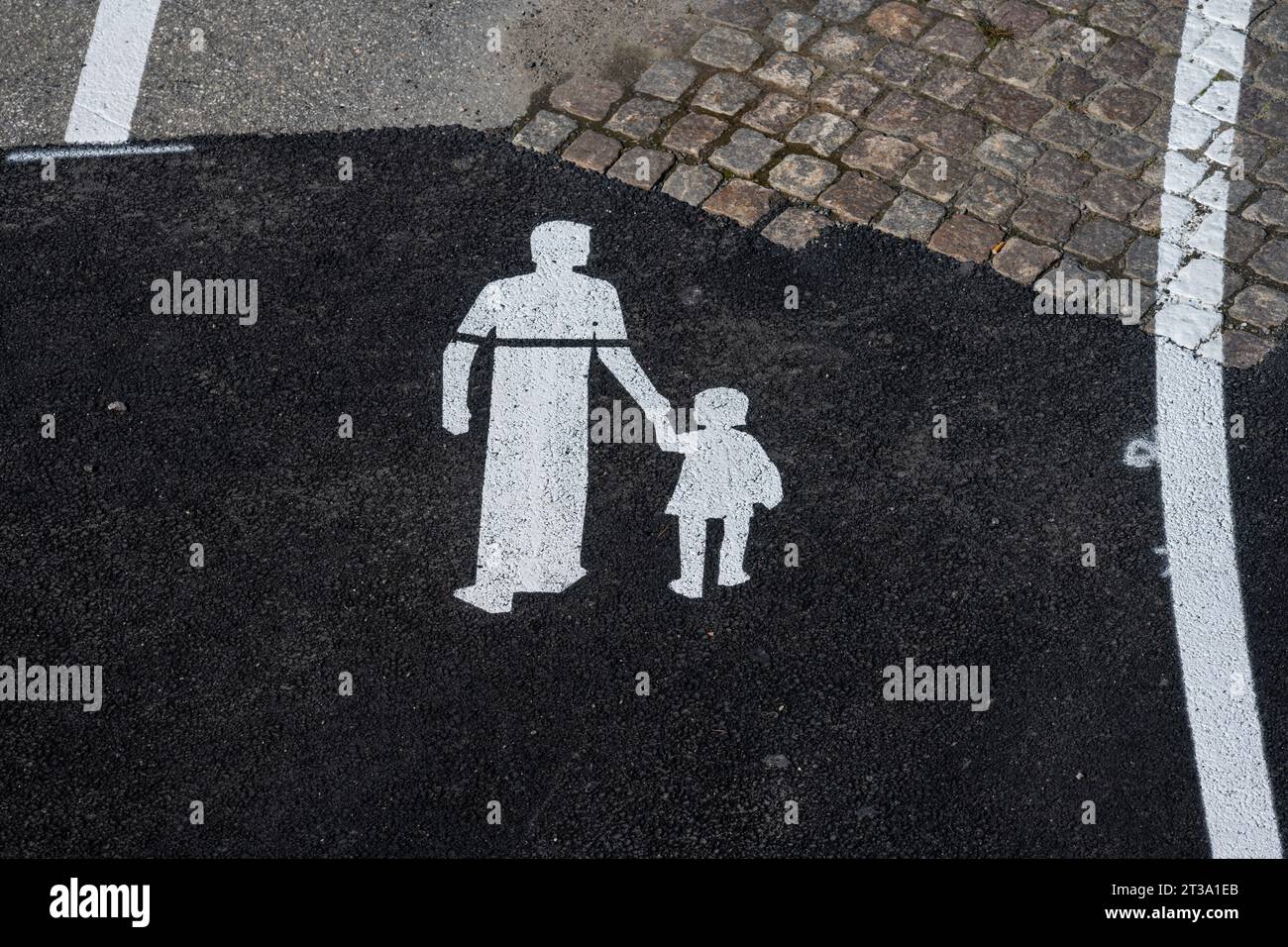 Pedestrian safety flag hi-res stock photography and images - Alamy