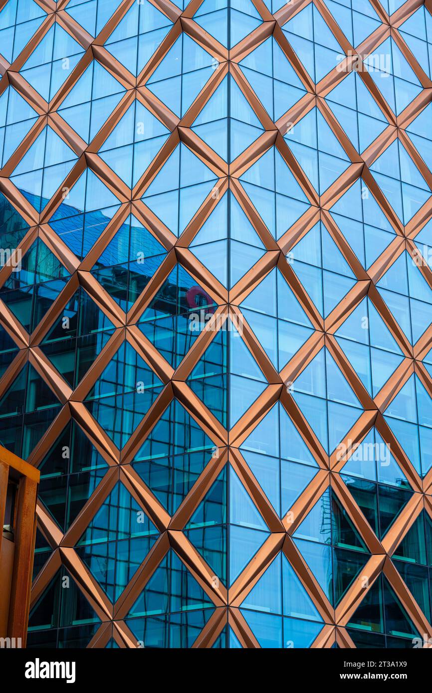 High rise roof corner hi-res stock photography and images - Alamy