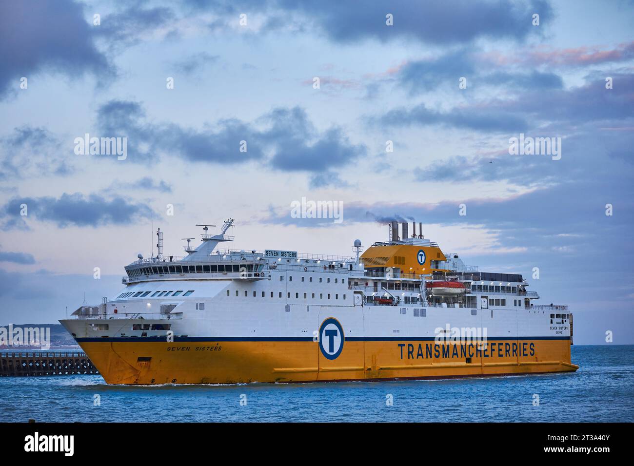 Newhaven dieppe ferry hi-res stock photography and images - Alamy