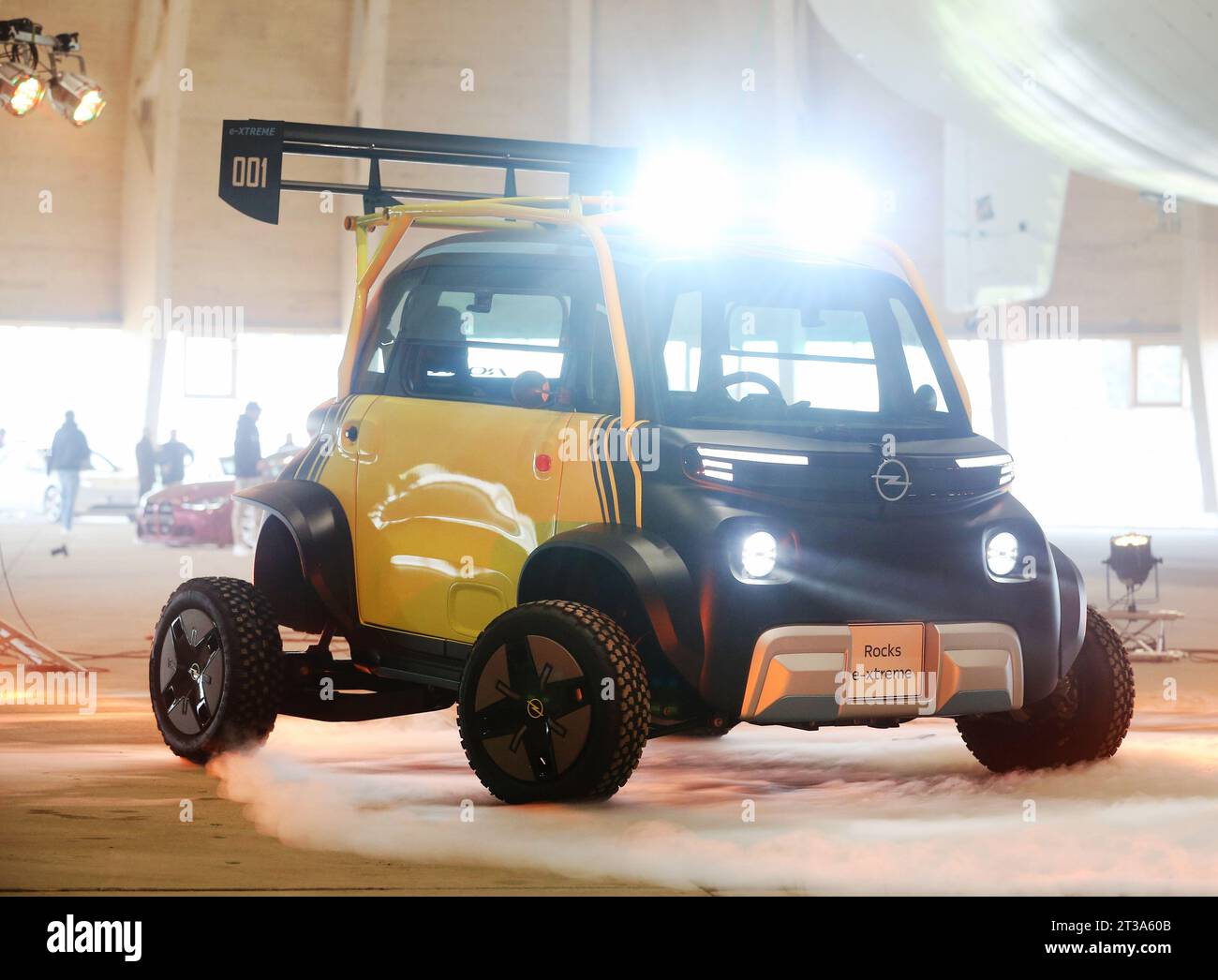 24 October 2023, North Rhine-Westphalia, Mülheim an der Ruhr: A tuned ...