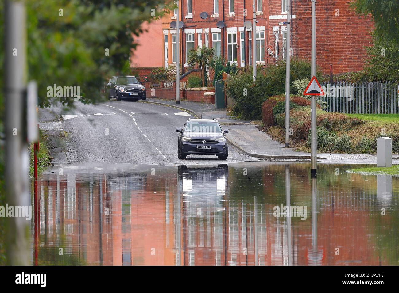 21st October Storm Babet flooding onStation Road in Allerton Bywater ...
