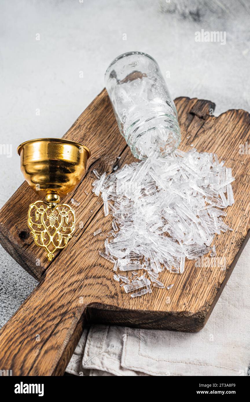Menthol Crystals, Ingredients for production of natural cosmetics ...