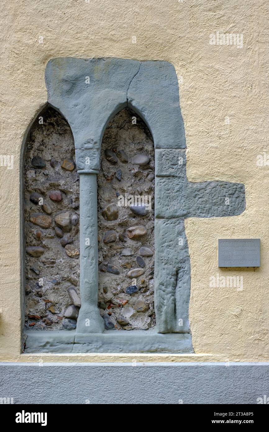Gothic bifore window with Romanesque cube capital in the medieval ...