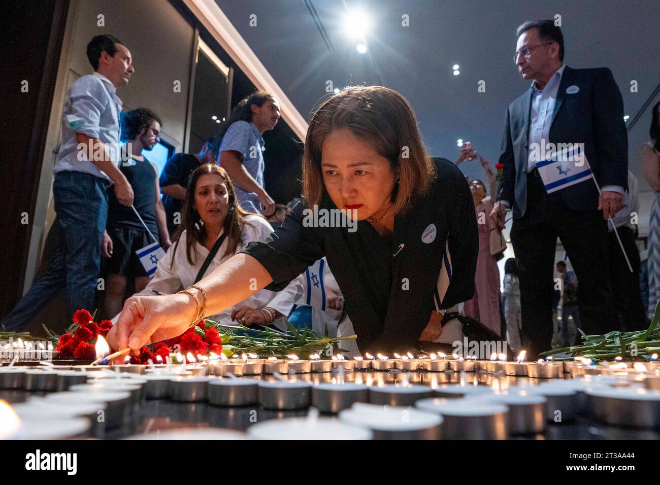 Bangkok, Thailand. 24th Oct, 2023. Several hundred members of the ...