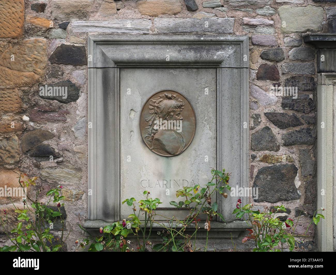Canongate church cemetery hi-res stock photography and images - Alamy