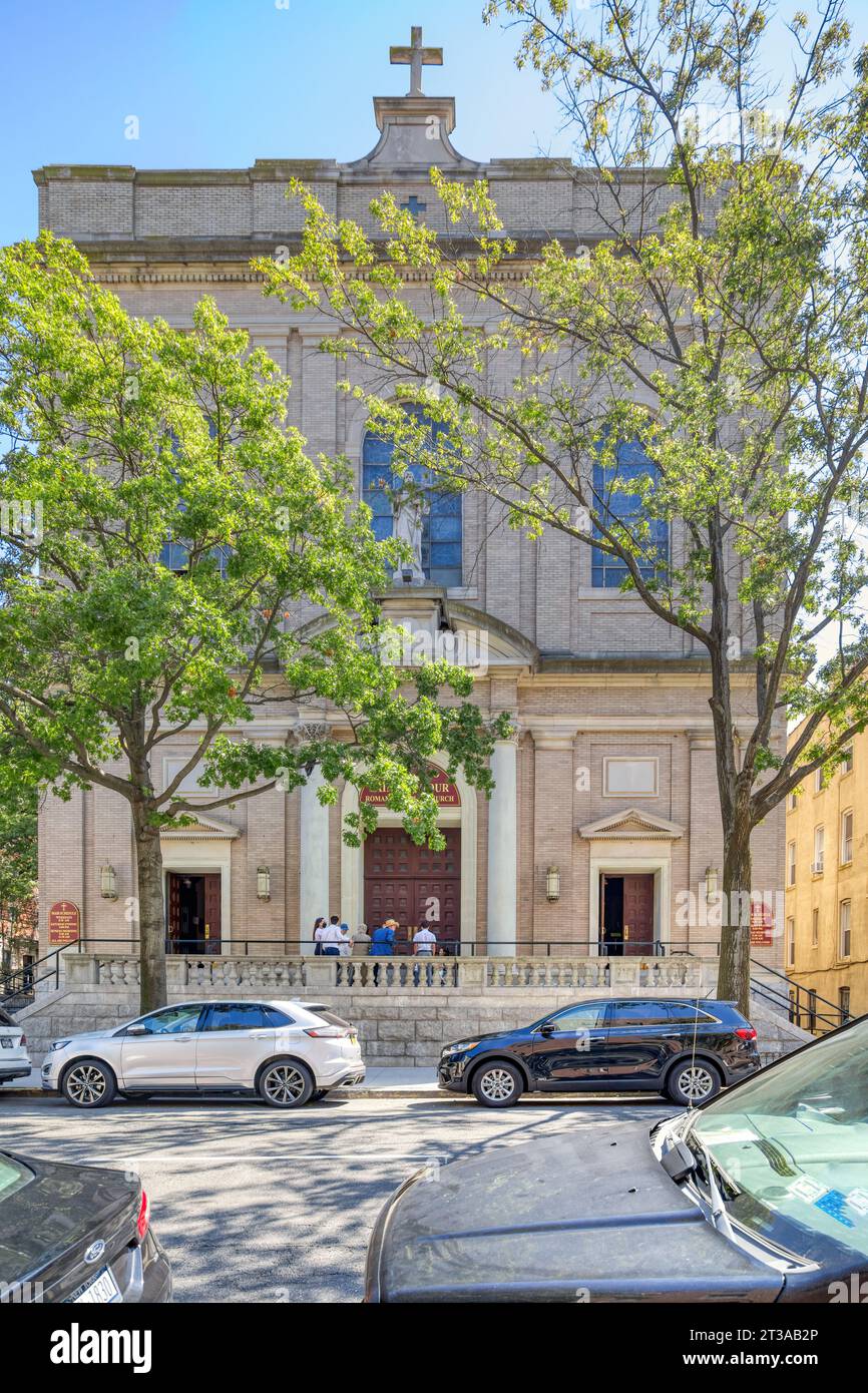 Park Slope, Brooklyn: Saint Saviour Roman Catholic Church, beige brick ...